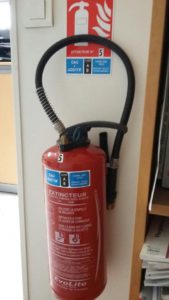 pose et mise en services d'extincteurs en Ile de France